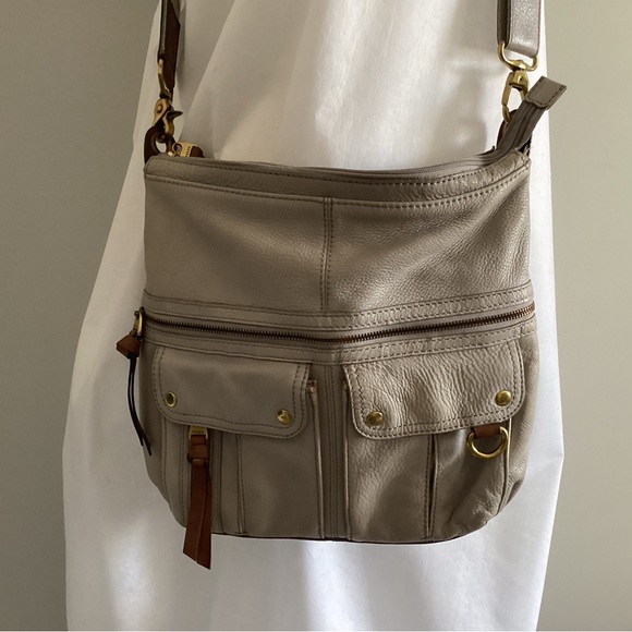 Fossil | Bags | Fossil Leather Crossbody Bag | Poshmark